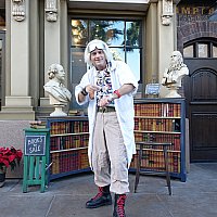 サイン入りホバーボードも!バック・トゥ・ザ・フューチャーの サイン入りホバーボードも!バック・トゥ・ザ・フューチャーの